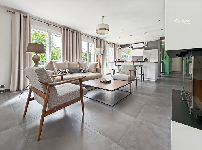 Maison 5 pièces à vendre - Bussy-Saint-Georges, Clos, Tillet, Génitoy, Golf