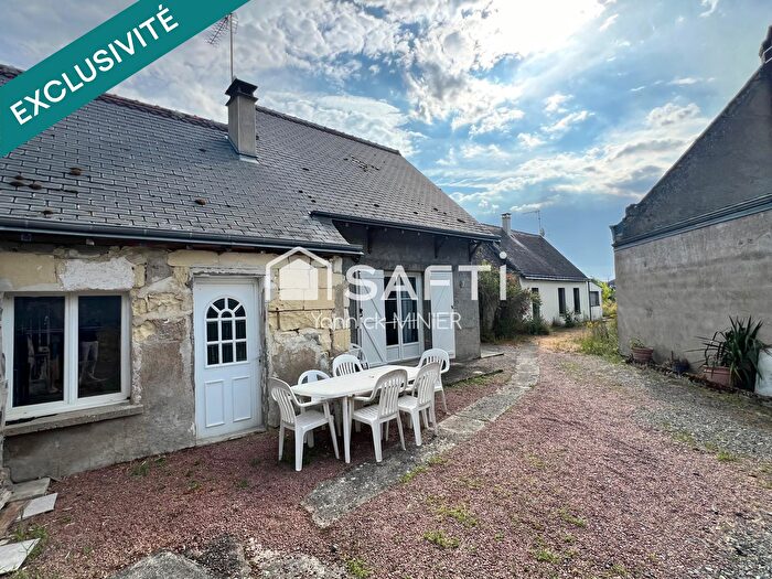 Maison 6 pièces à Benais, à vendre