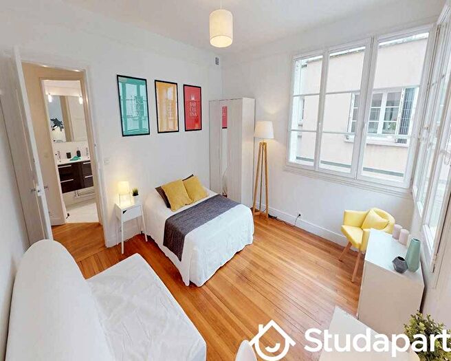 Appartement à louer - Corentin Celton, Issy-les-Moulineaux - 1 pièce - 1 chambre