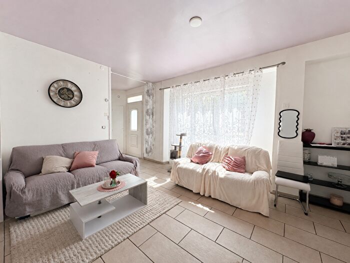 Maison 3 pièces à vendre à Le Coteau