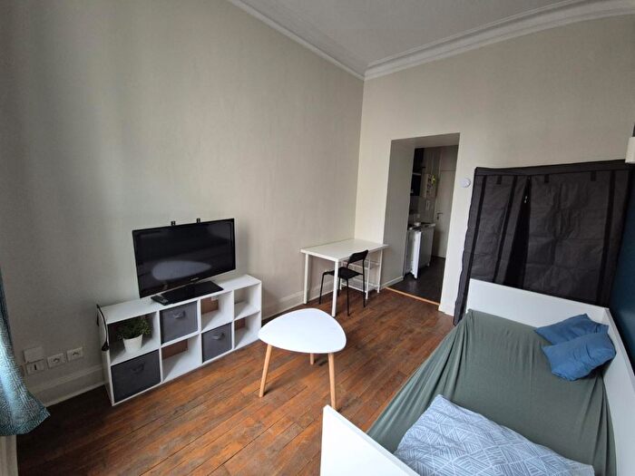 Appartement à louer - Nancy, Centre-ville, Charles III - 1 pièce