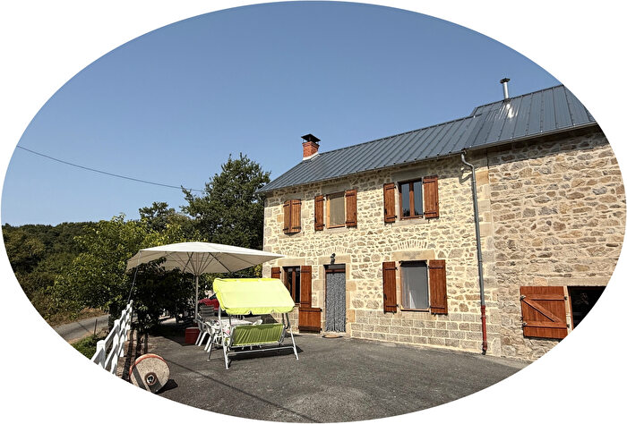 Maison à vendre - Gouttières - 6 pièces - 3 chambres