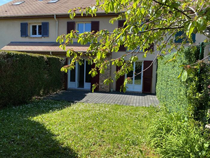 Coteaux du Bel Air, Saint-Germain-en-Laye : Maison 7 pièces à louer