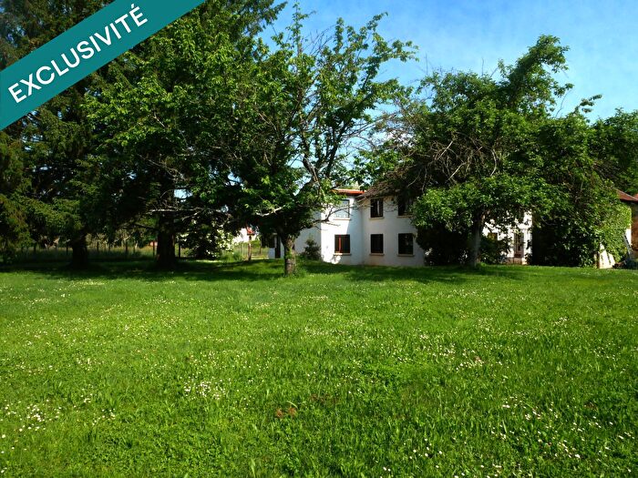 Maison à vendre - Vézeronce-Curtin - 10 pièces - 5 chambres