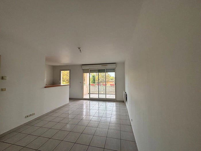 Appartement 2 pièces à louer - Nevons-route d'Apt, L'Isle-sur-la-Sorgue