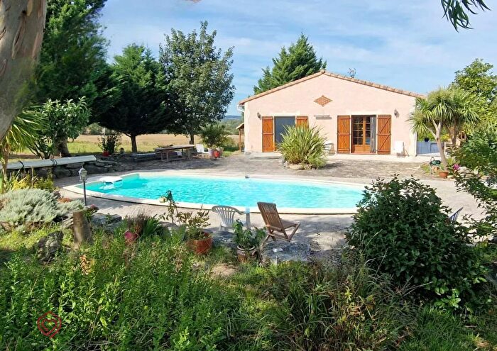 Maison à vendre - La Pomarède - 5 pièces - 3 chambres