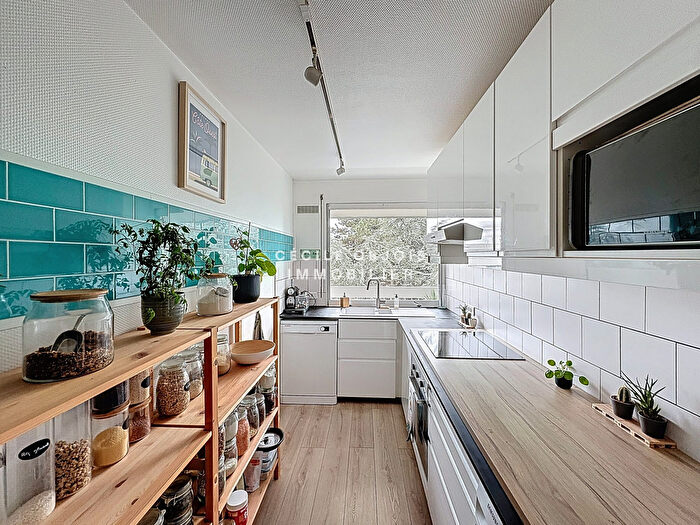 Appartement à vendre - Joinville-le-Pont - 4 pièces - 3 chambres