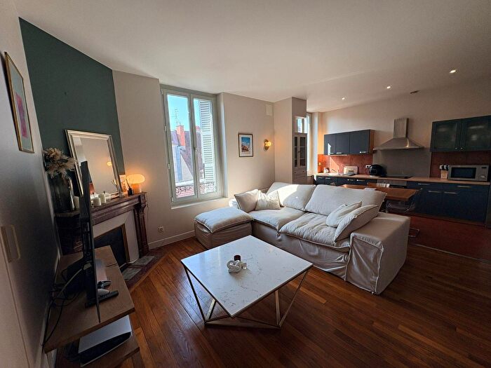 Dijon, Centre-ville : Appartement à louer