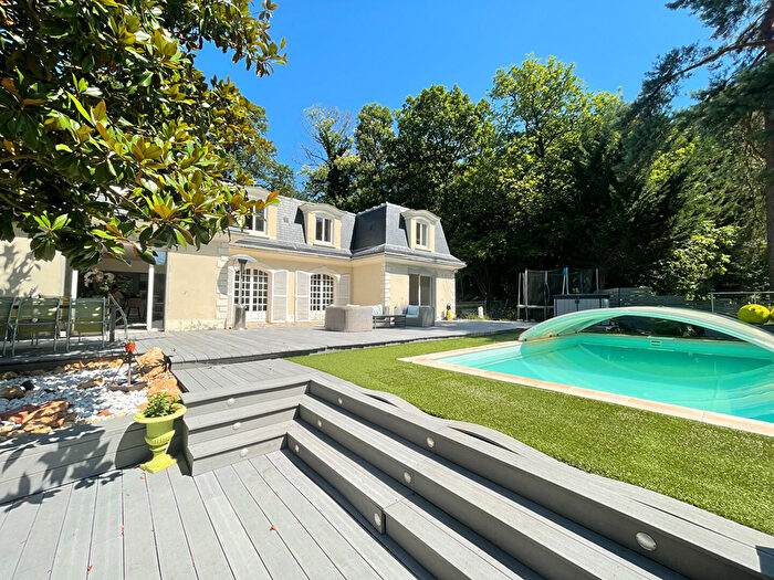 Maison 8 pièces à vendre - Verrières-le-Buisson, Salvert, Marienthal, Vaupéreux, Bois des Verrières