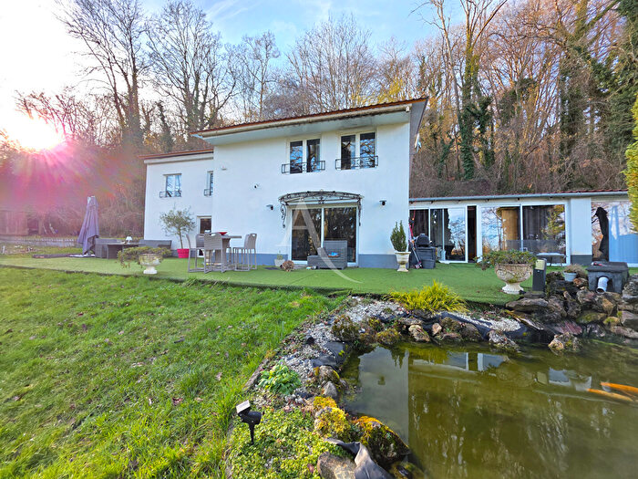 Maison à vendre - Armentières-en-Brie - 6 pièces - 4 chambres