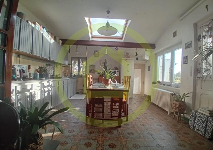 Maison à vendre - Maubeuge - 4 pièces - 2 chambres