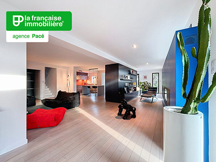 Maison à vendre - Pacé - 8 pièces - 5 chambres