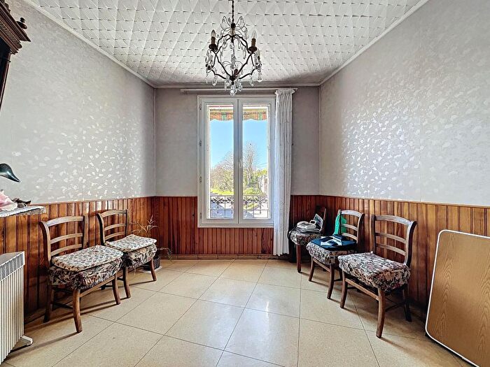 Appartement à vendre - Suresnes, République - 2 pièces - 1 chambre