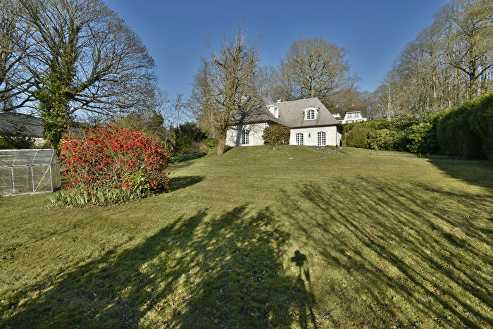 Maison à vendre - Jouars-Pontchartrain - 7 pièces - 4 chambres