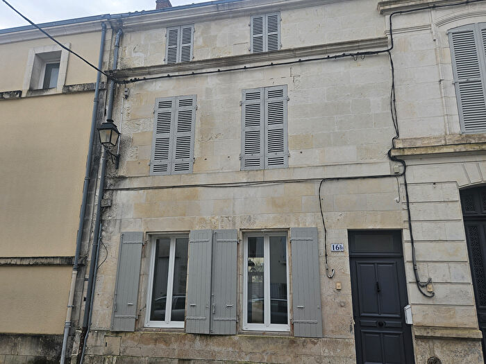 Maison à vendre - Saintes, Saint-Sorlin, La Récluse - 4 pièces - 3 chambres