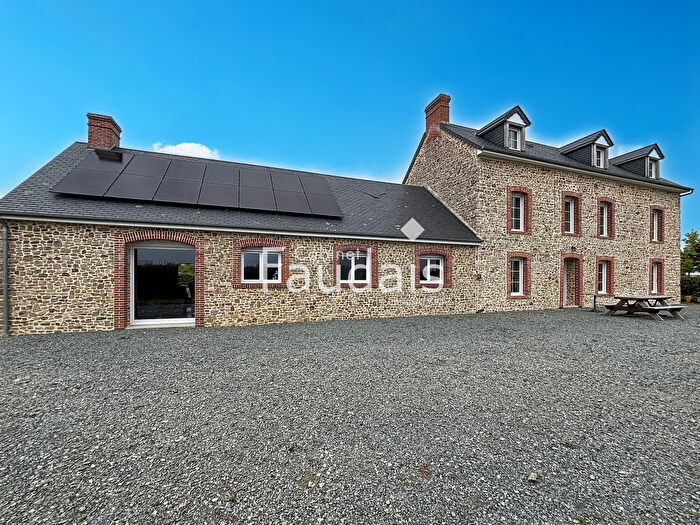 Lessay - Maison 10 pièces à vendre