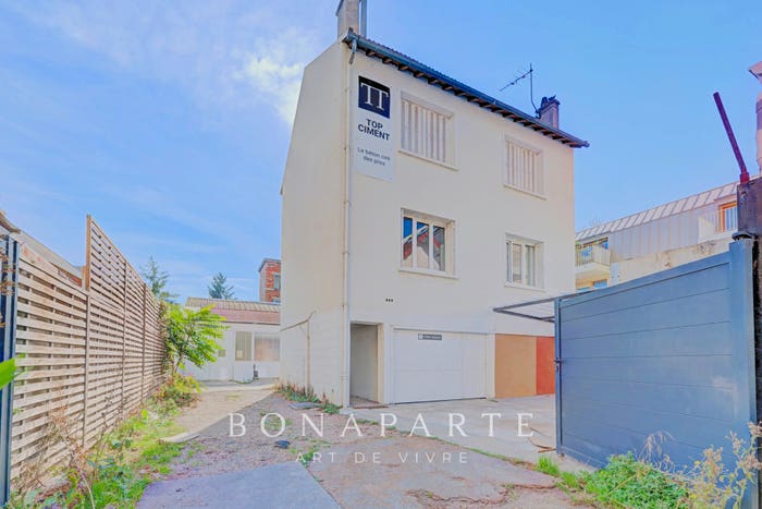 Appartement 5 pièces à Colombes, Fossés Jean Bouvier, à vendre