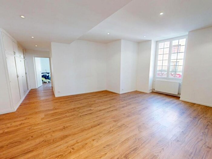 Appartement à vendre - Nemours, Centre-ville - 4 pièces - 2 chambres