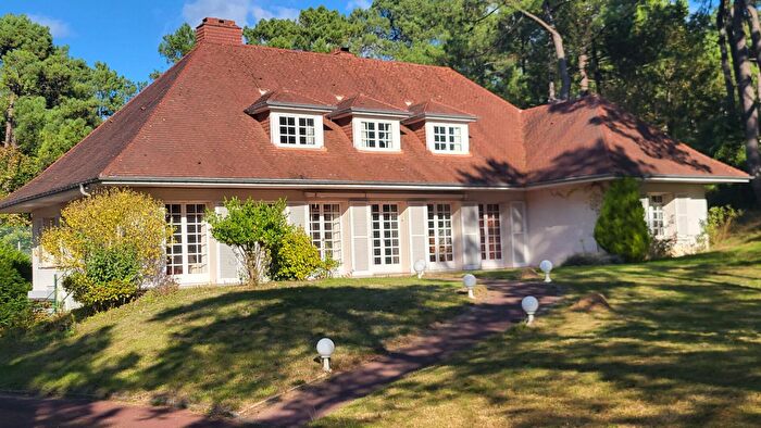 Maison à vendre - Cucq - 8 pièces - 6 chambres