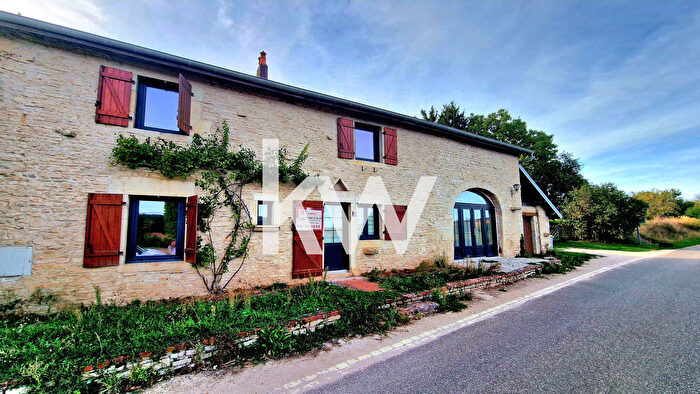 Maison 8 pièces à vendre à Sornay