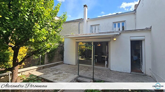 Maison 5 pièces à vendre à Clavette