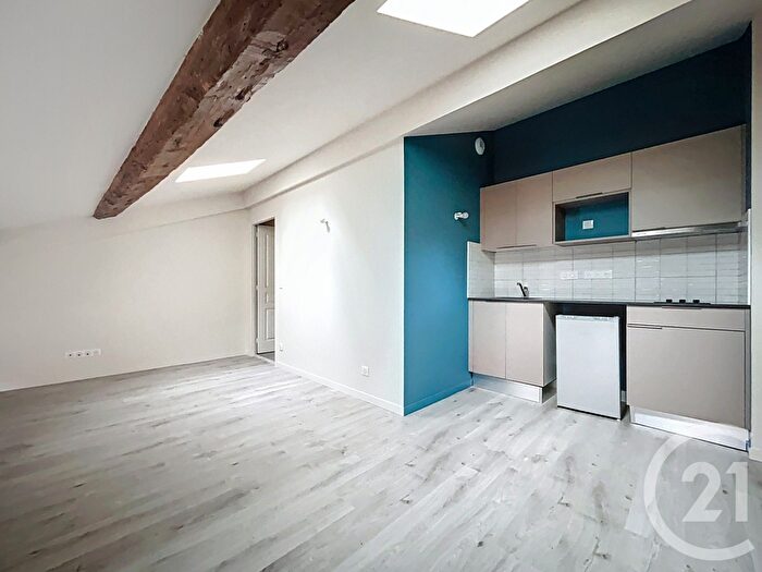 Appartement à louer - Agen, Le Gravier - 2 pièces - 1 chambre