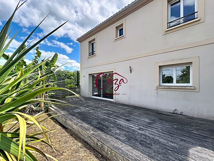 Maison 6 pièces à Quinsac, à vendre