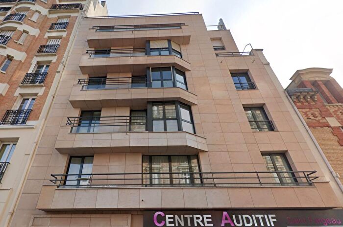 Appartement à louer - Paris e , Télégraphe, Pelleport, Saint-Fargeau - 5 pièces - 4 chambres