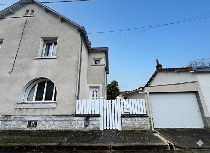 Maison à vendre - Châtellerault, Est - 4 pièces - 2 chambres