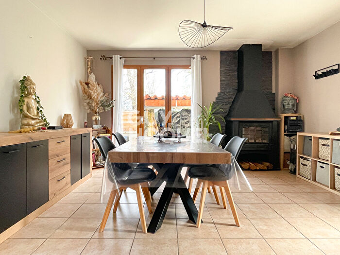 Appartement à vendre - Saint-Georges-dEspéranche - 4 pièces - 3 chambres