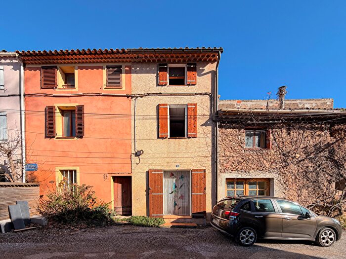 Maison à vendre - Pierrefeu-du-Var - 3 pièces - 2 chambres