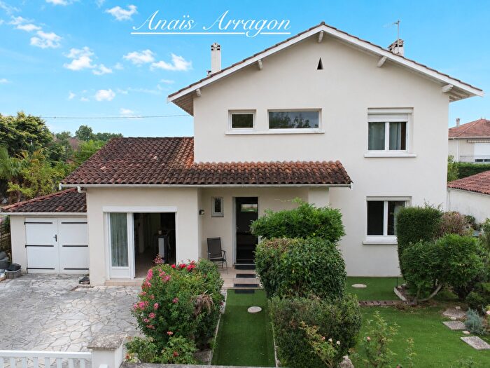 Villeneuve-sur-Lot, Saint-Etienne : Maison 5 pièces à vendre