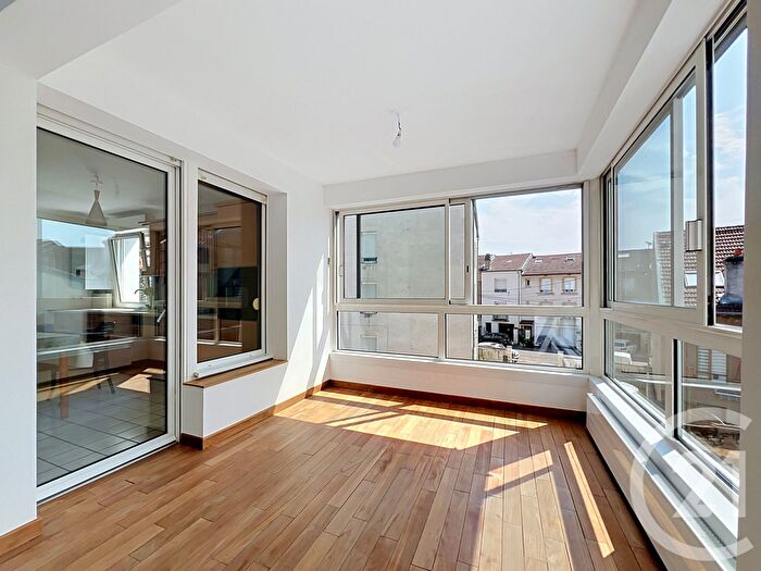 Appartement 5 pièces à vendre - Saint-Max