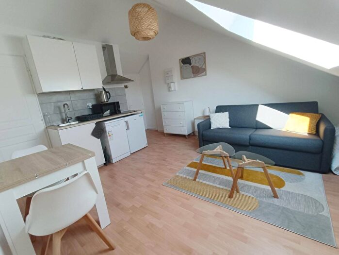 Appartement à louer - Saint Pierre, Amiens - 1 pièce