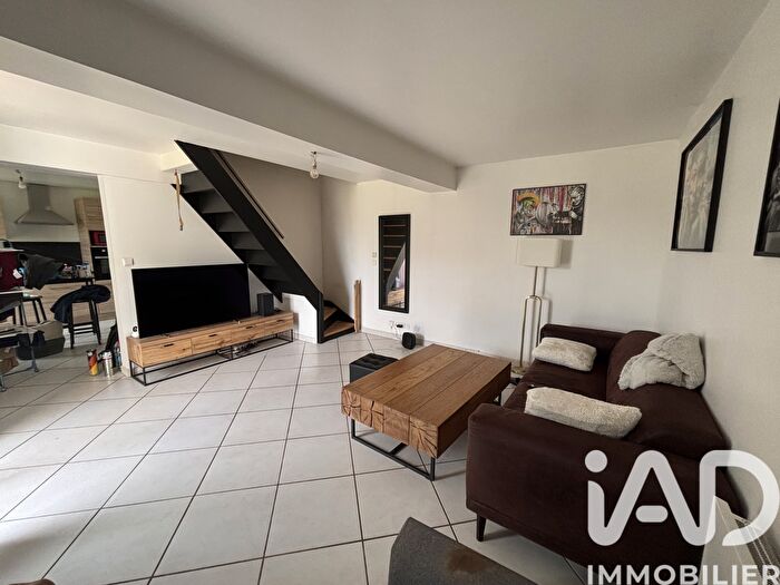 Fruncé : Maison 3 pièces à vendre