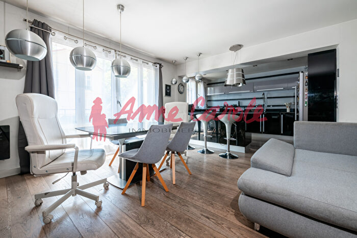 Appartement à vendre - Saint-Maurice, Gravelle, Hôpital - 3 pièces - 2 chambres