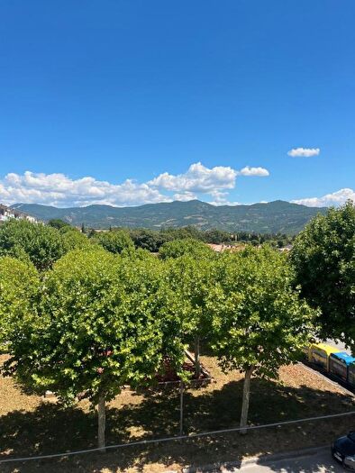 Château-Arnoux-Saint-Auban - Appartement 4 pièces à louer