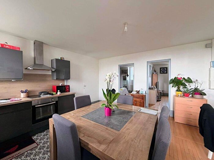 Appartement 3 pièces à louer - Toury