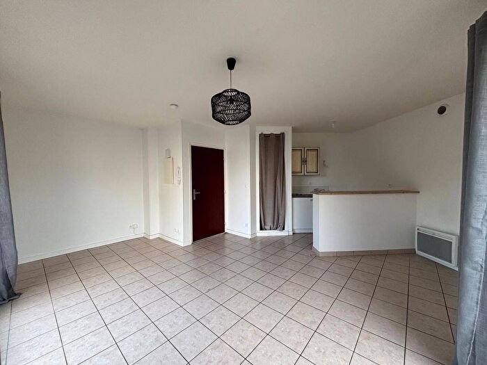 Appartement à louer - Bourgogne-Pasteur, Orléans - 2 pièces - 1 chambre