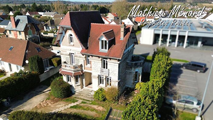 Maison 8 pièces à vendre à Soissons, Longues Baies