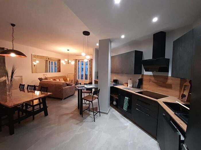 Appartement à louer - Saint-Pierre-De-Féric, Nice - 3 pièces - 2 chambres