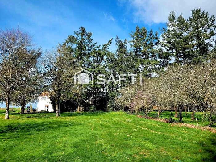 Maison à vendre - Peillac - 5 pièces - 4 chambres