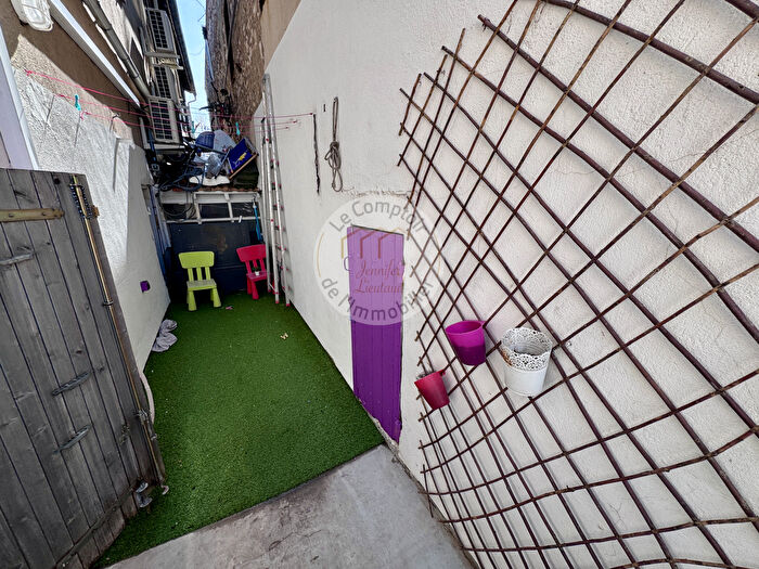 Appartement à vendre - Marseille e , Saint-Henri - 4 pièces - 3 chambres