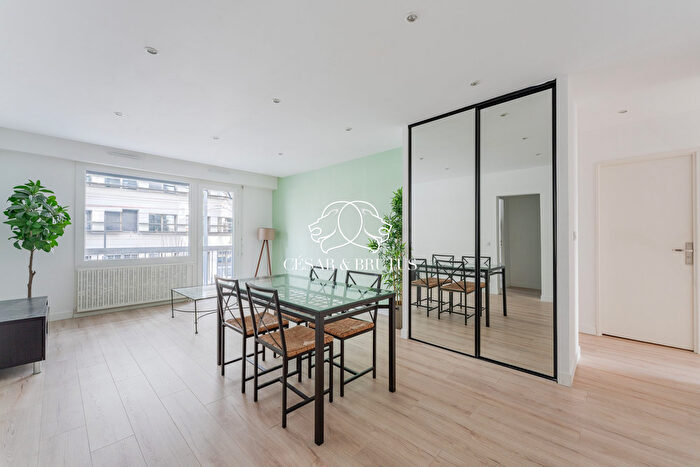 Appartement à vendre - Lyon e , Voltaire, Part Dieu - 3 pièces - 2 chambres