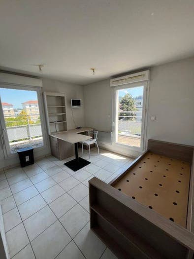Appartement 1 pièce à louer à Bellevue-Solaure, Saint-Étienne