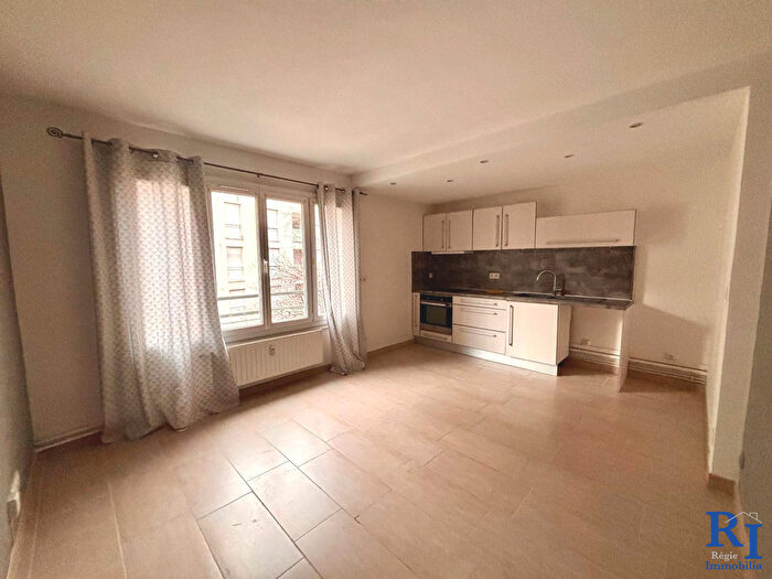 Appartement à louer - Grenoble, Berriat - 2 pièces - 1 chambre