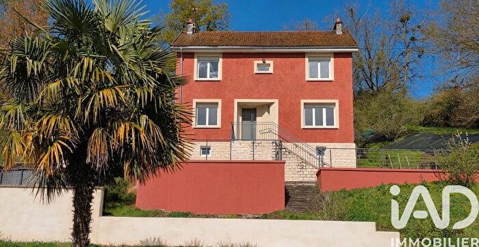 Maison à vendre - La Motte-Saint-Jean - 6 pièces - 4 chambres