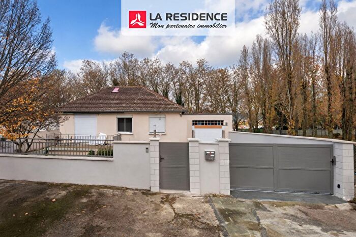 Maison à vendre - Le Grand-Quevilly - 5 pièces - 3 chambres