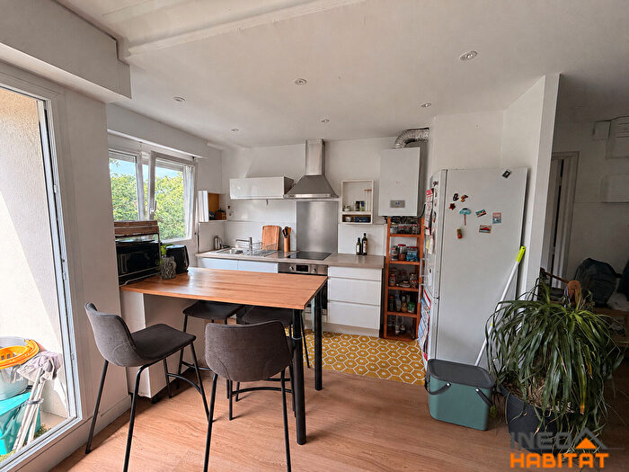 Appartement 4 pièces à Quartiers Sud-Ouest, Bréquigny, à louer