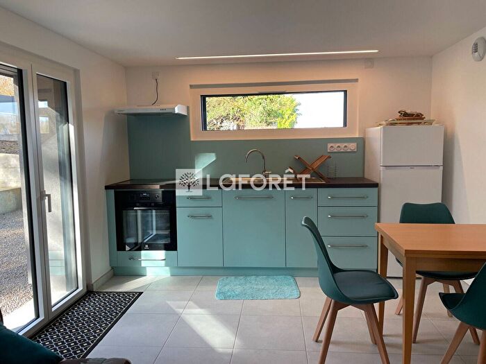 Appartement à louer - Létoile - 2 pièces - 1 chambre